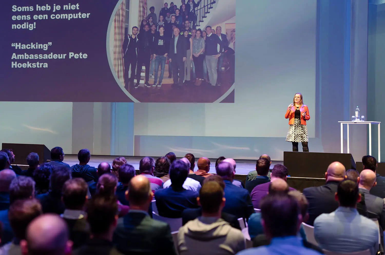 Sharing knowledge - Heliview Conferences